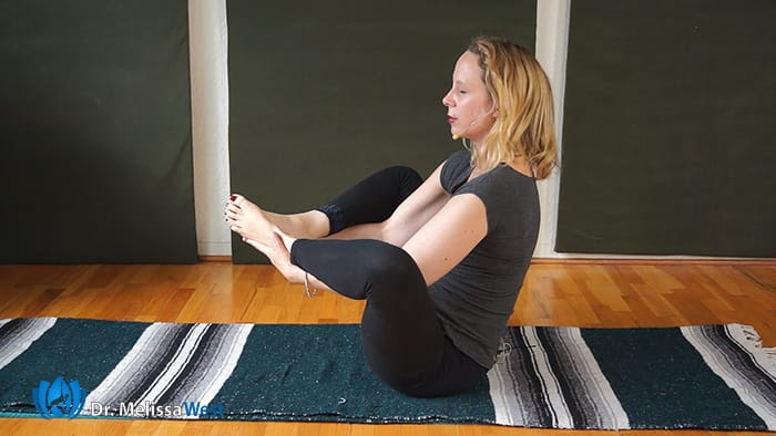 Balancing Bound Angle Pose (Dandayamna baddha konasana) – Anna Godfrey
